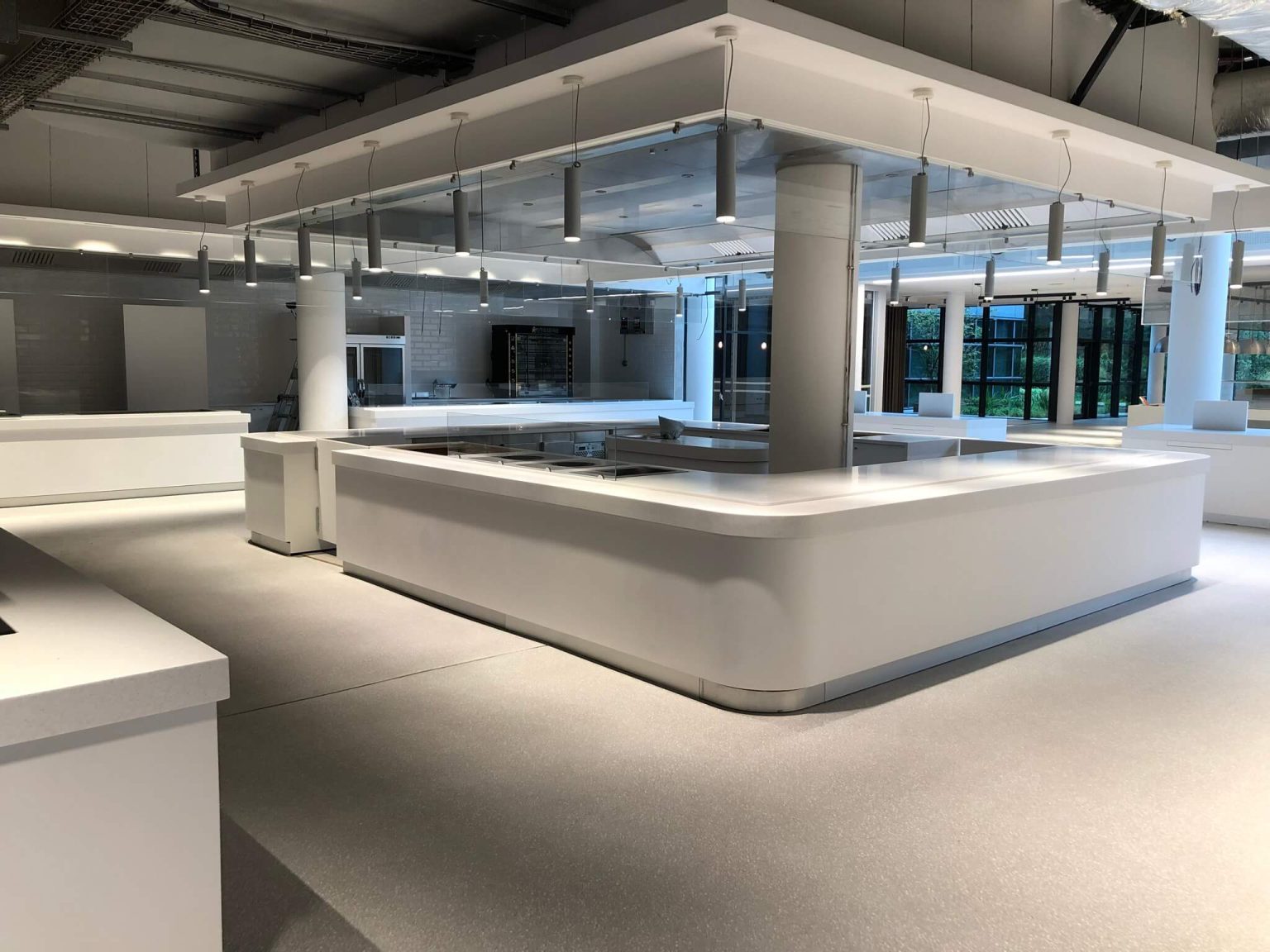 CREA DIFFUSION, spécialiste et transformateur Corian